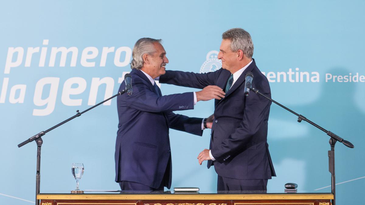 Rossi: "El Presidente tiene derecho político y constitucional a ser ...